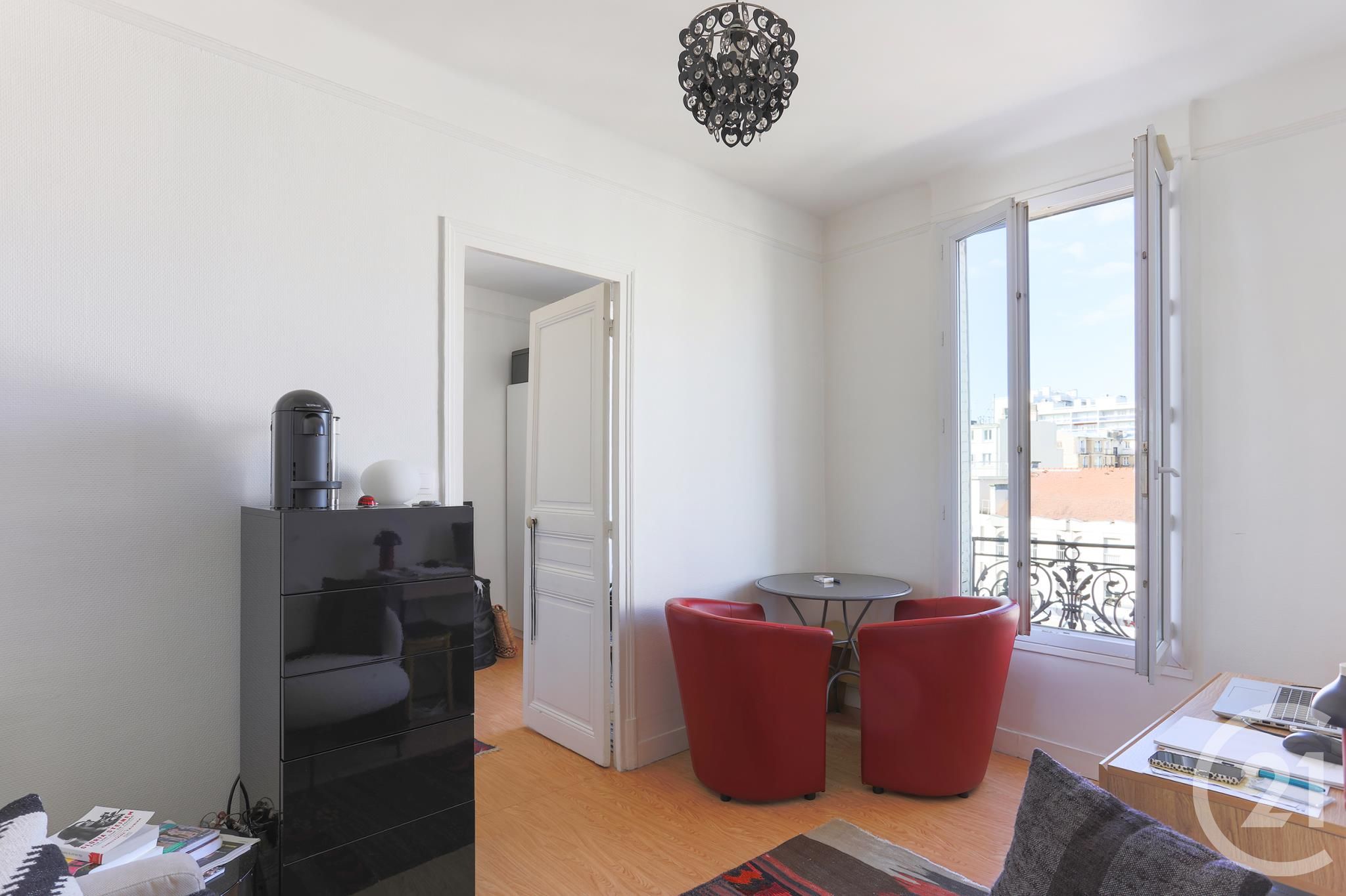 appartement à vendre - 2 pièces - 24.26 m2 - PARIS - 75 - Century 21 ...